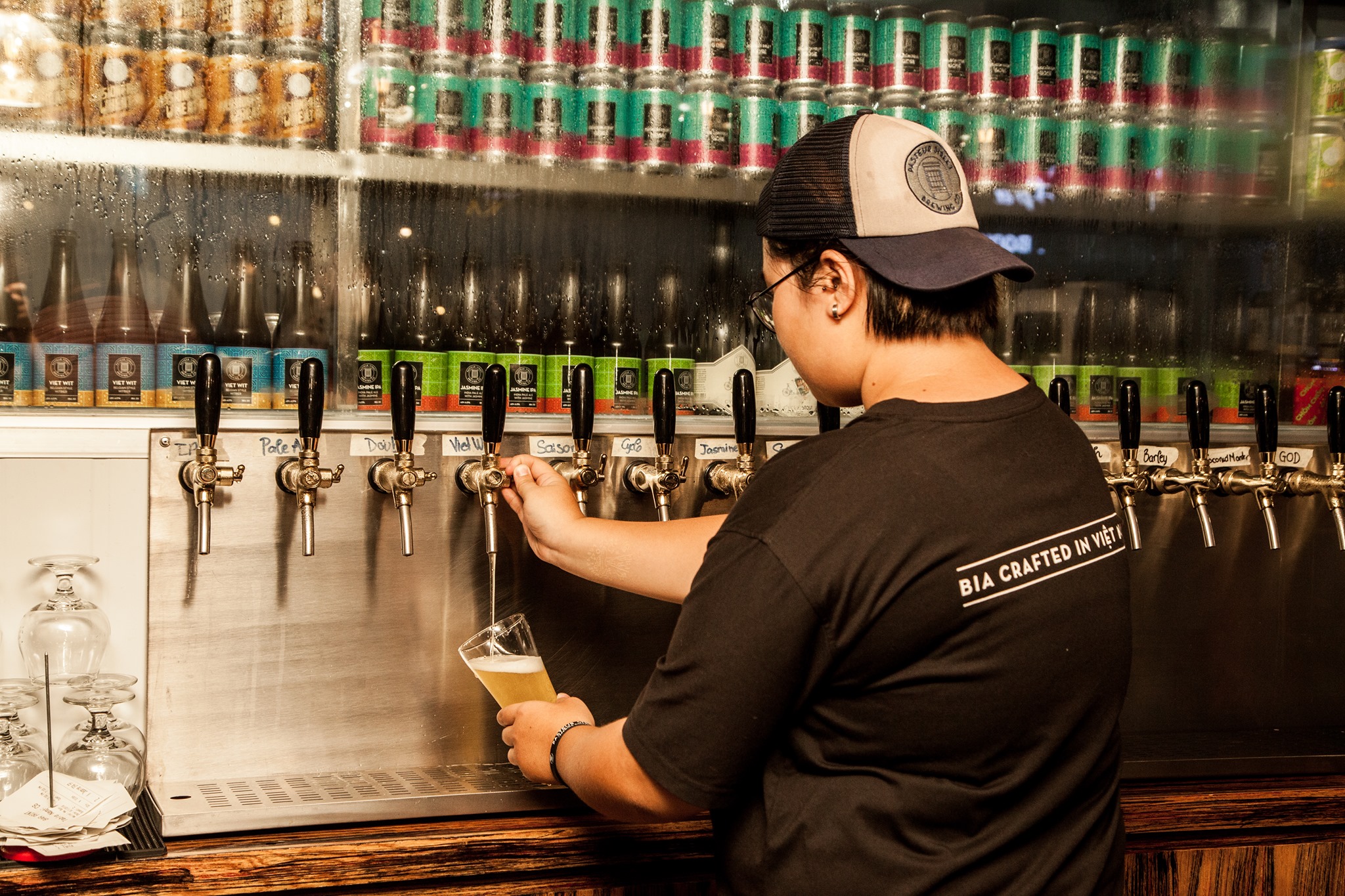 Self-Guided Craft Beer Pub Crawl Saigon - Pale Ale Travel