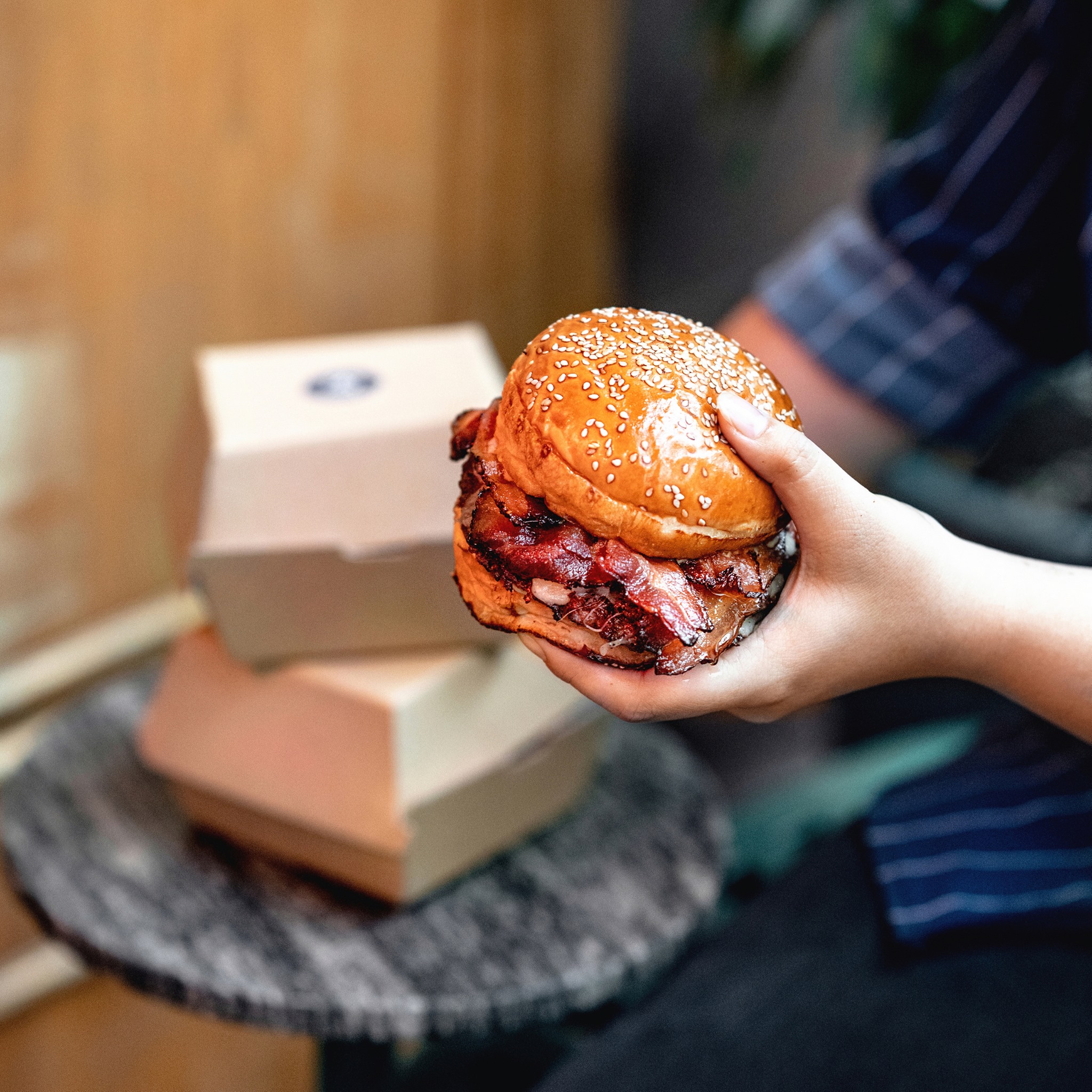 Guide to the Best Burger in Saigon - Pale Ale Travel