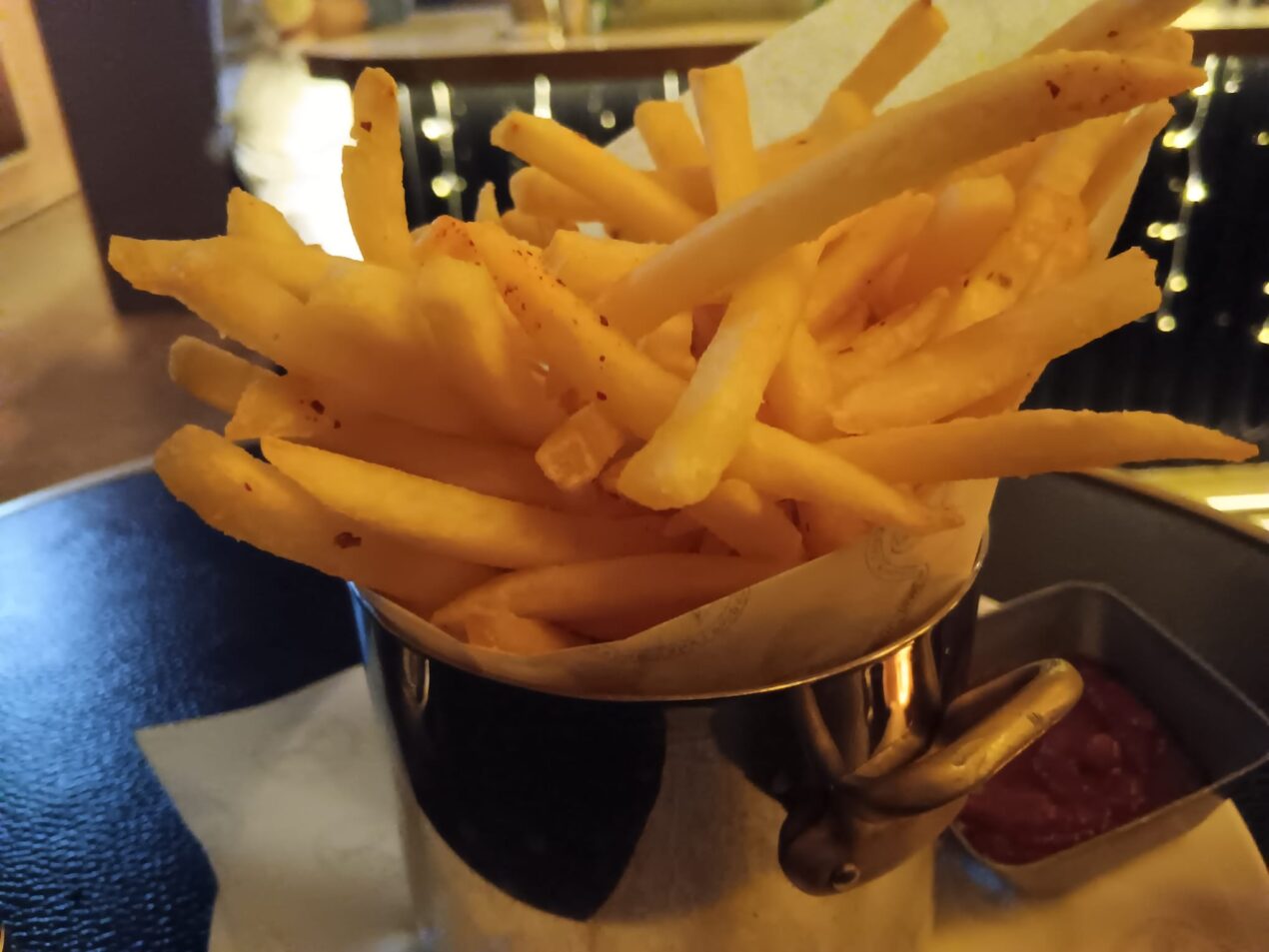 Is The Diplomat the Best Burger in Hong Kong? - Pale Ale Travel